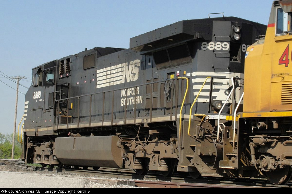 NS 8889